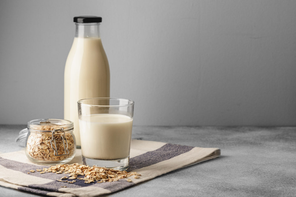 Oat Milk Health Benefits: Why You Should Make The Switch
